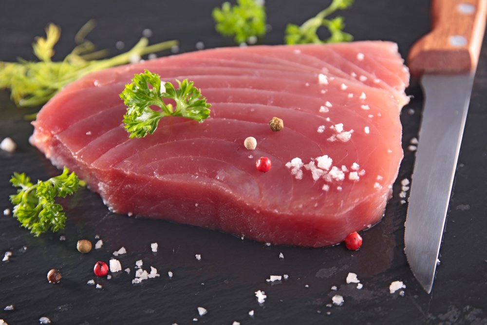 Yellowfin Tuna filet Super Sashimi AAA grade :: Seafood Market Blue Fjord